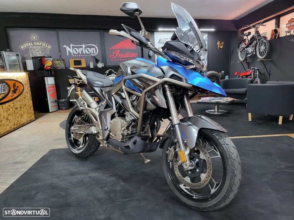 Usados Zontes 310T - 3 650 EUR, 12 000 km, 2019 - Standvirtual