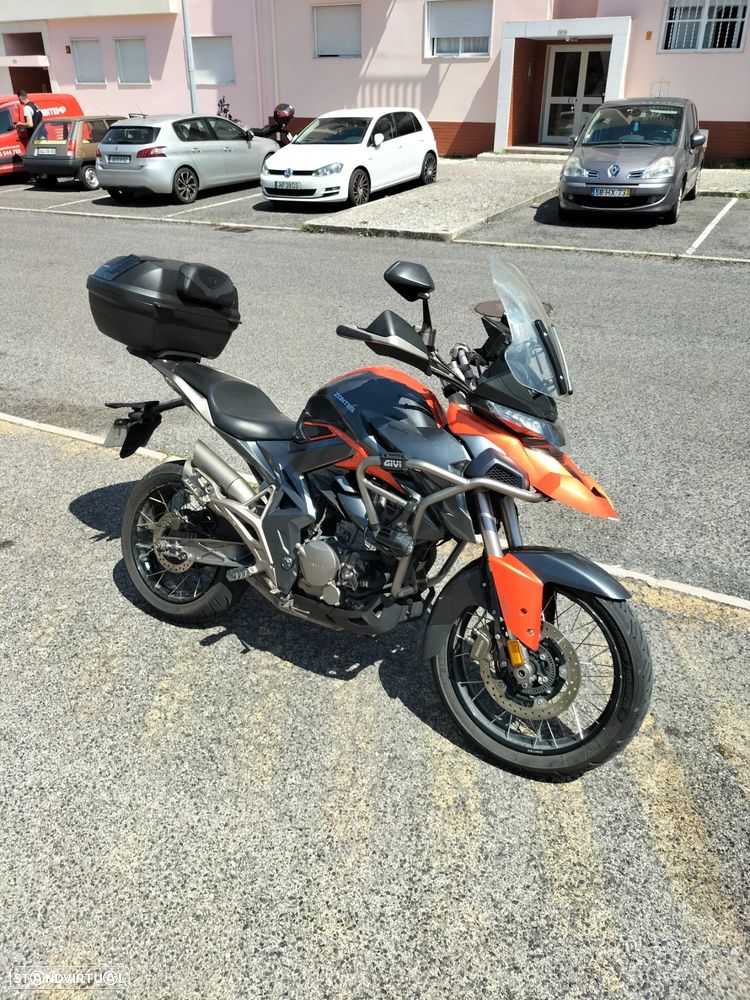 Usados Zontes 310T - 3 000 EUR, 52 027 km, 2021 - Standvirtual