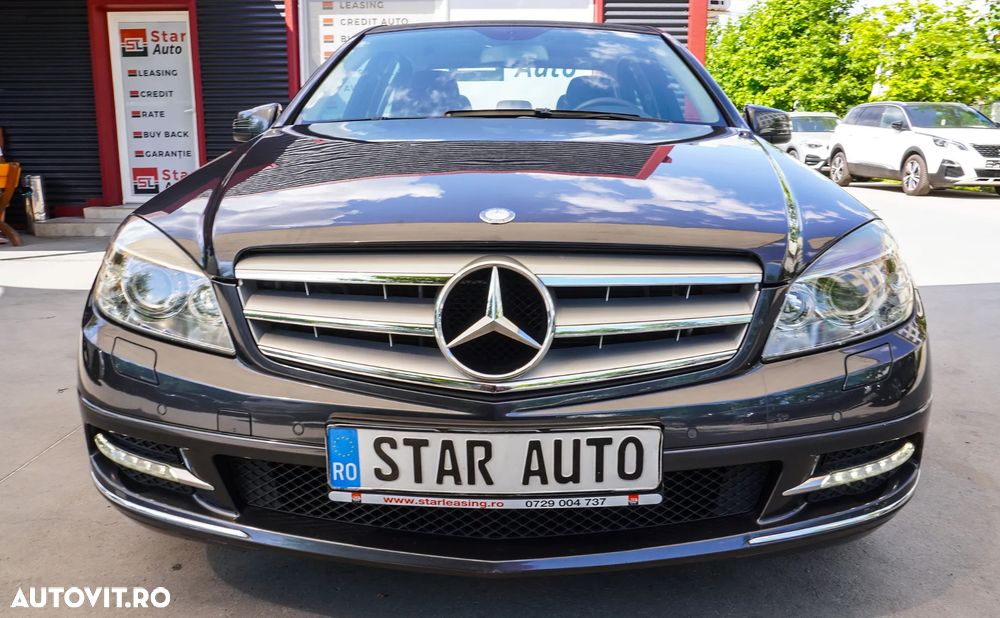 Second hand Mercedes-Benz C - 10 489 EUR, 220 000 km - Autovit