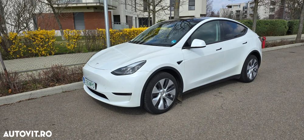 Second hand Tesla Model Y - 41 990 EUR, 25 000 km - Autovit