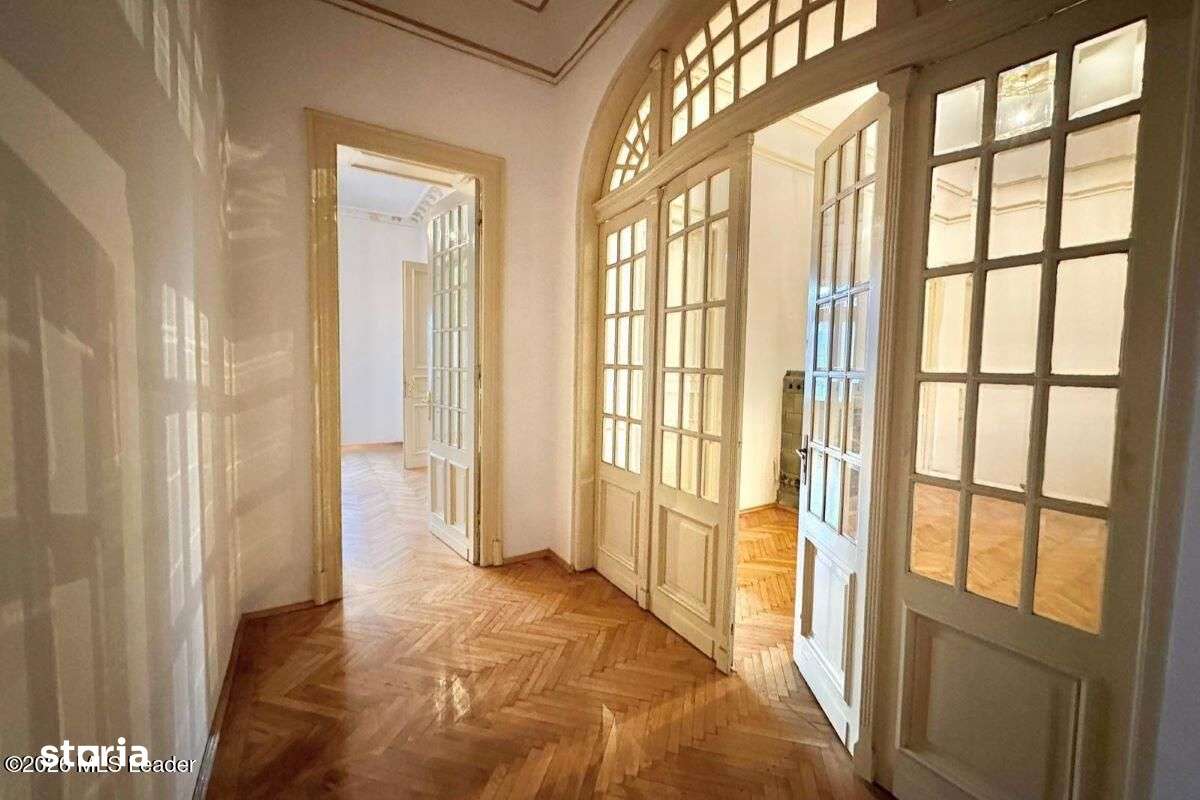 8 camere, apartament de vanzare - Bucuresti (judet), Bulevardul Carol I ...