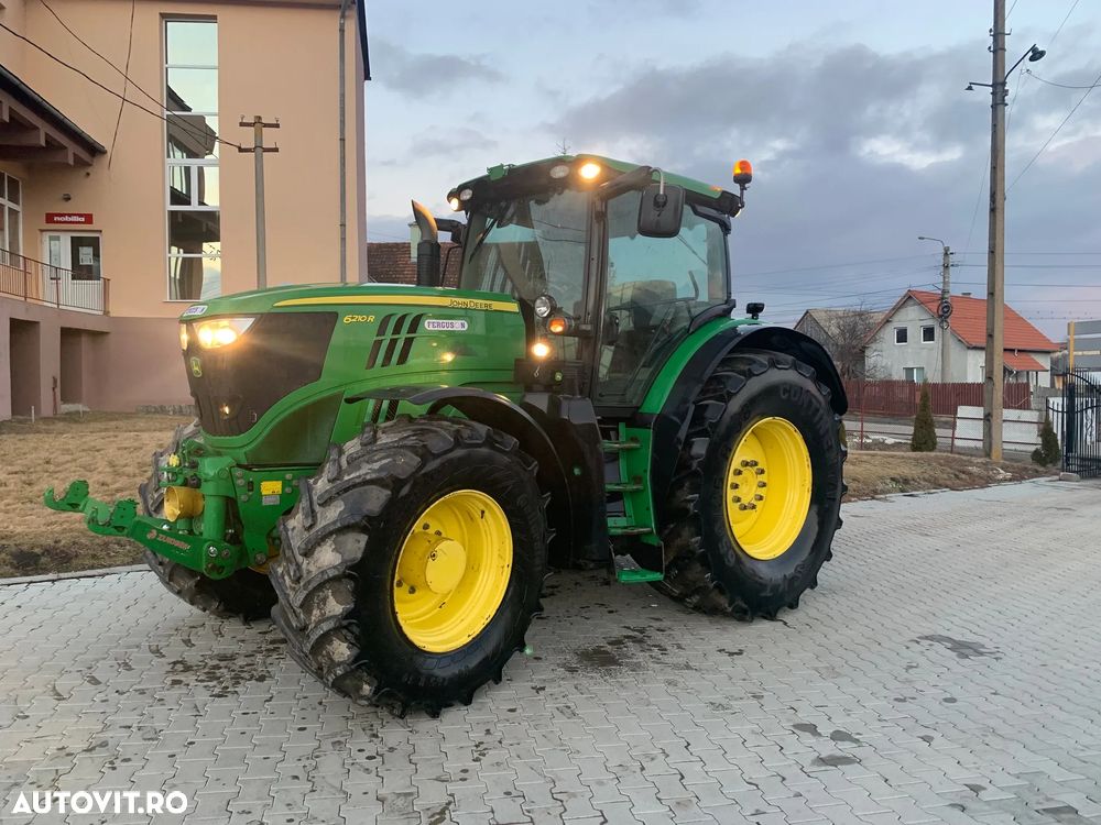 Second hand John Deere 6210 R - 75 000 EUR - Autovit