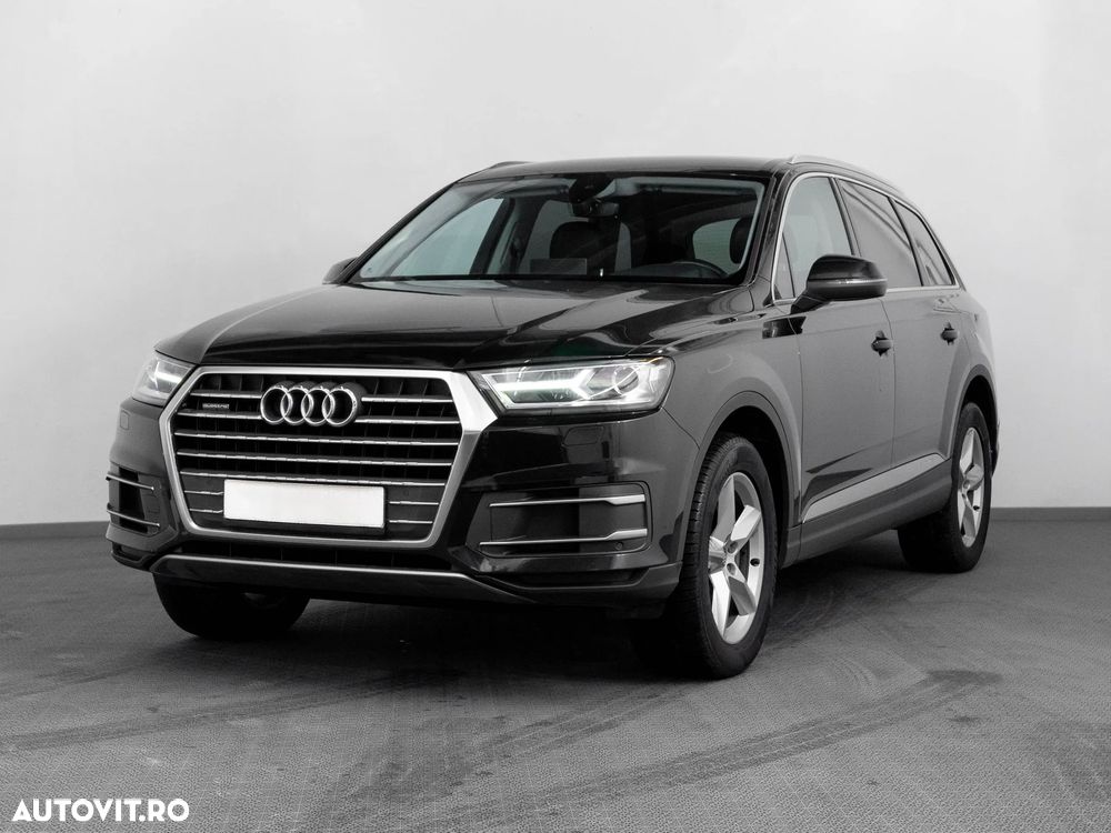 Second hand Audi Q7 - 36 479 EUR, 135 940 km - Autovit