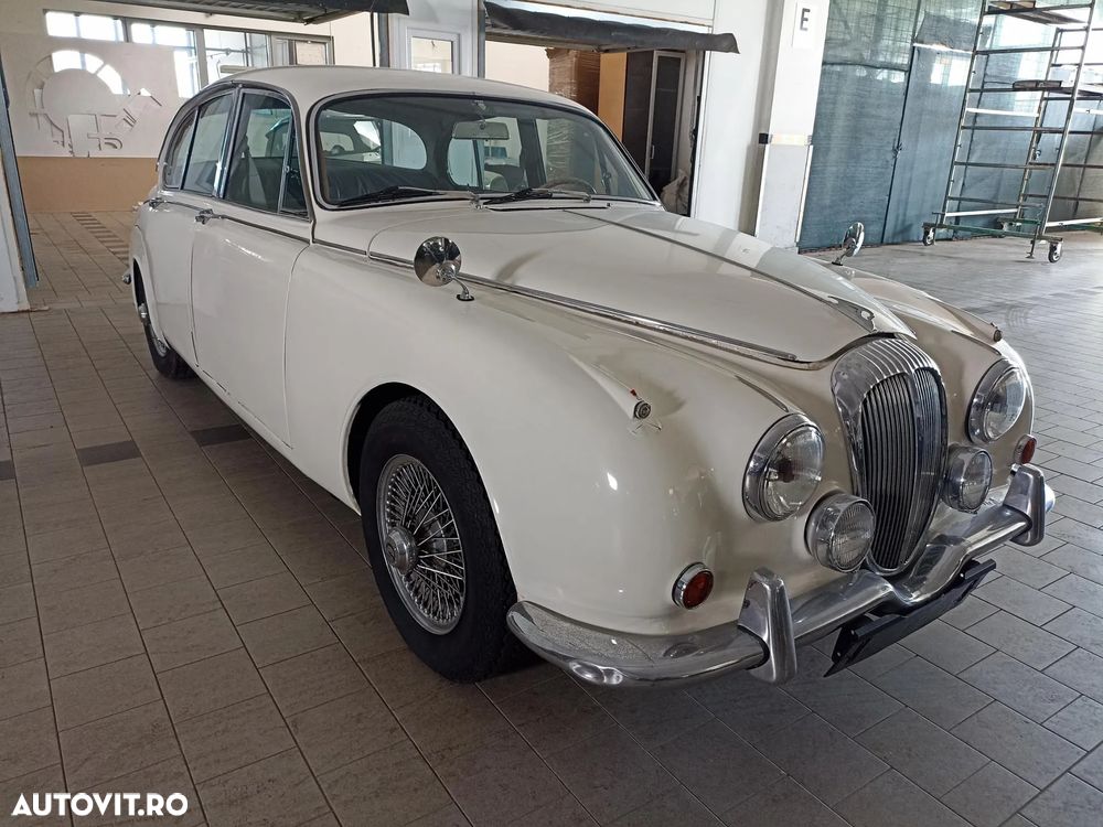 Second hand Jaguar Daimler - 12 900 EUR, 88 400 km - Autovit