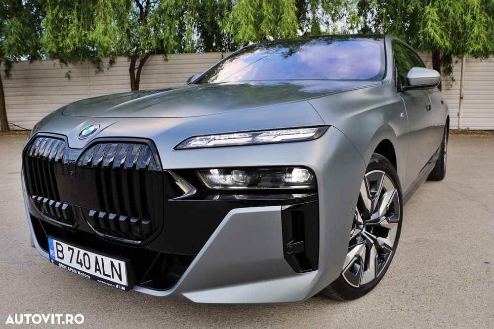 Nou BMW Seria 7 - 159 936 EUR, 4 500 km - Autovit