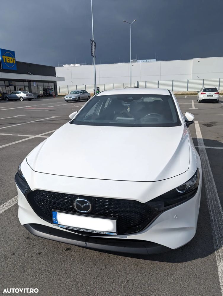 Second hand Mazda 3 - 20 900 EUR, 40 000 km - Autovit