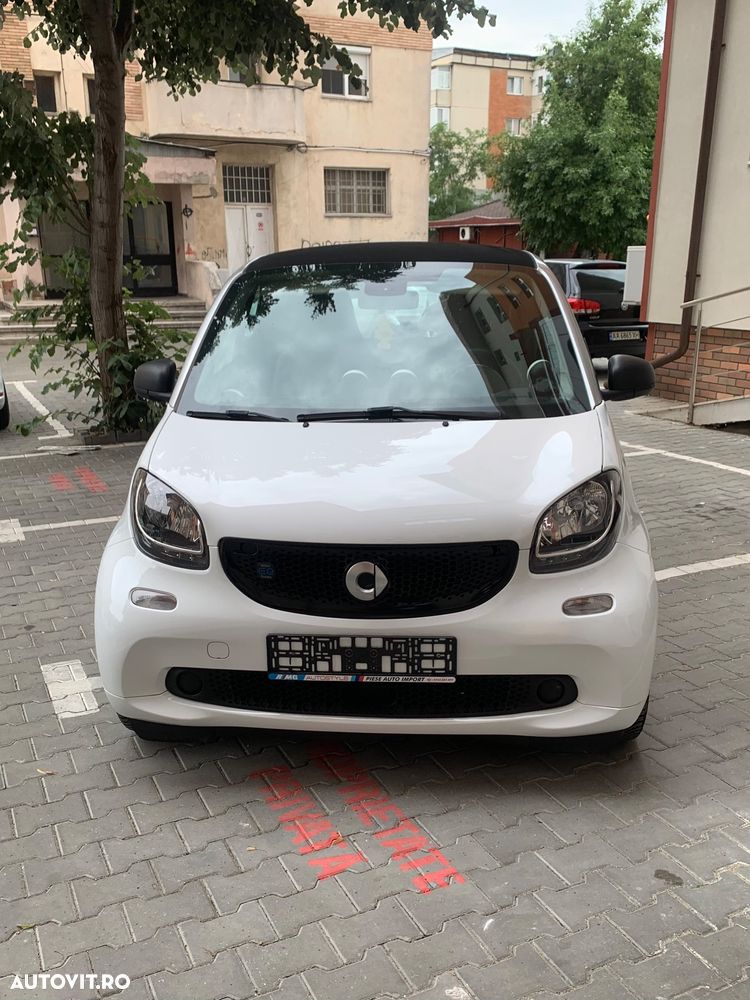 Second hand Smart Fortwo - 8 499 EUR, 14 137 km - Autovit