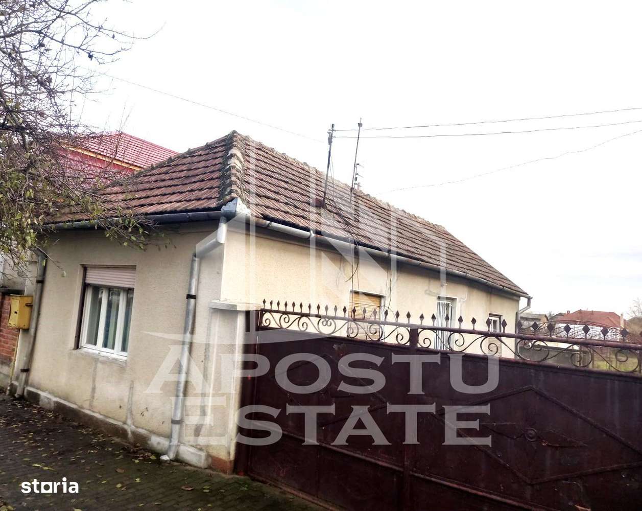 5 camere, casa de vanzare - Arad (judet), Curtici - 8271600 • www.storia.ro