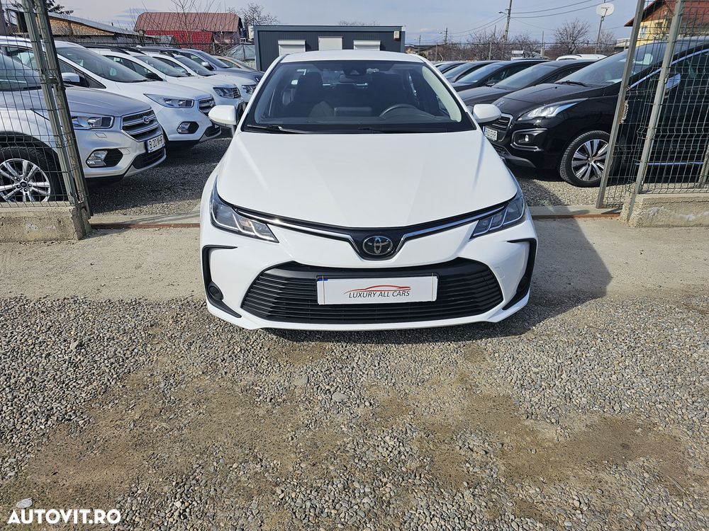 Second hand Toyota Corolla - 13 999 EUR, 99 800 km - Autovit