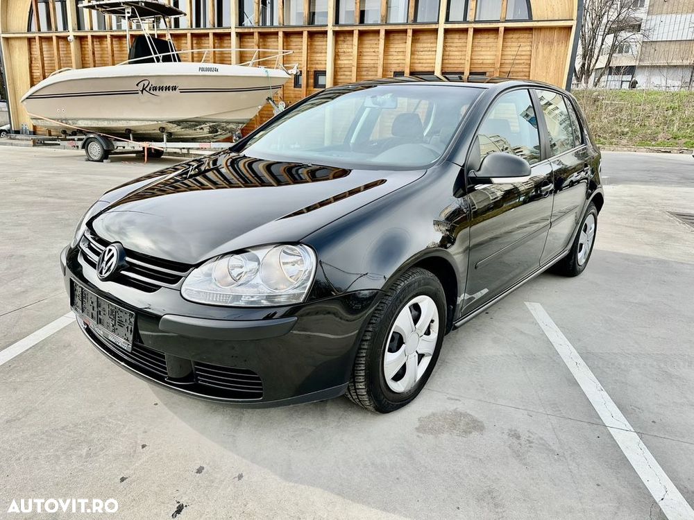 Second hand Volkswagen Golf - 3 290 EUR, 183 545 km - Autovit