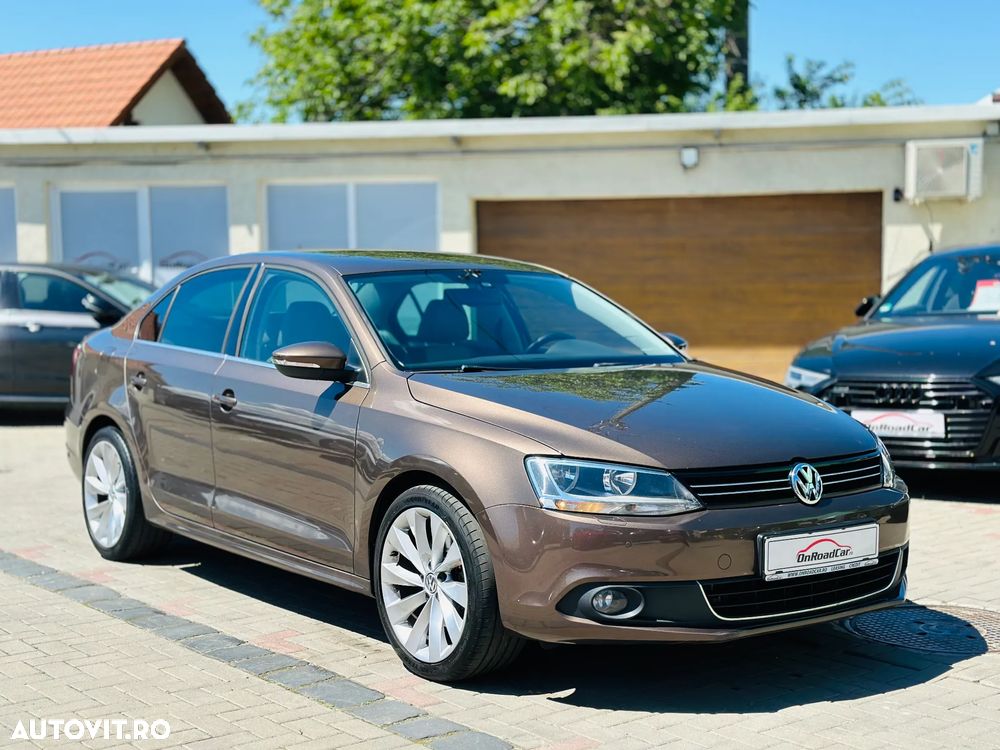 Second hand Volkswagen Jetta - 8 250 EUR, 180 945 km - Autovit