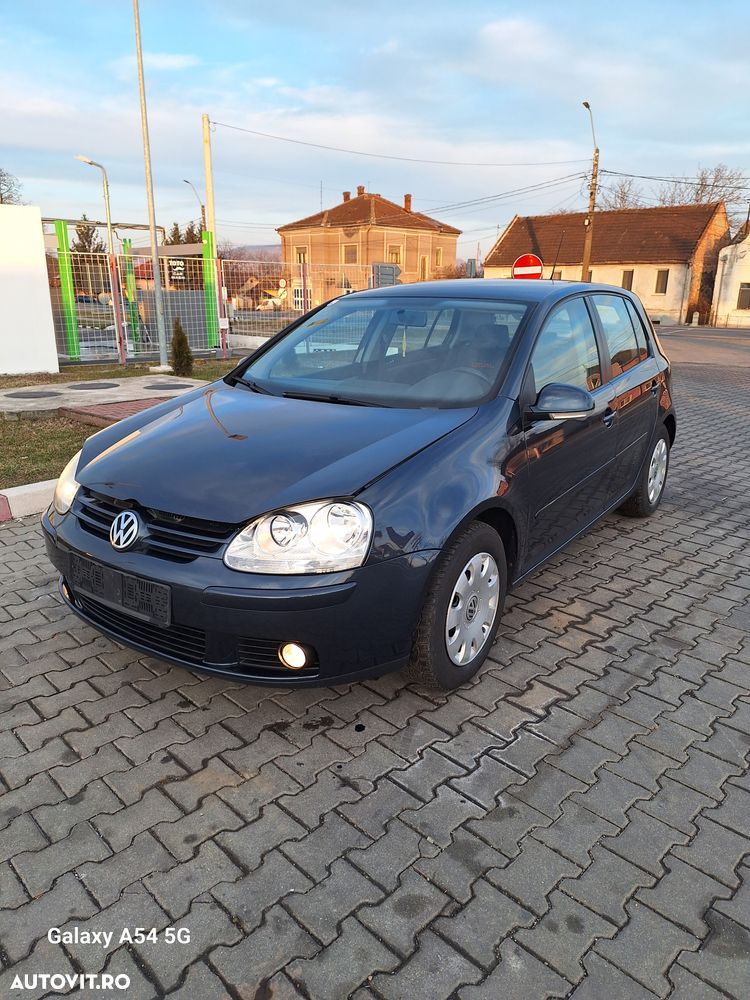 Second hand Volkswagen Golf - 3 390 EUR, 206 183 km - Autovit