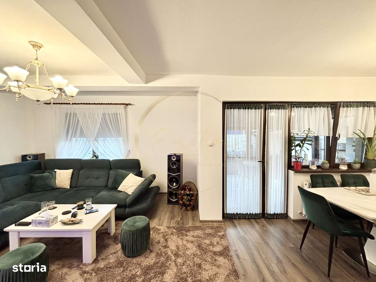 5 camere, casa de vanzare - Timis (judet), Giroc - 9317072 • www.storia.ro