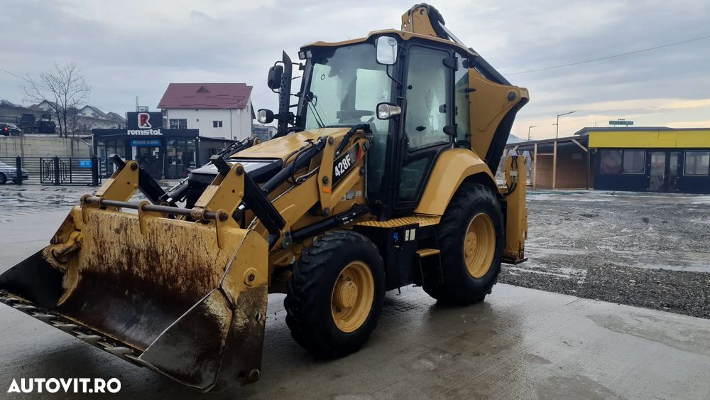 Second hand Cat 428F2 - 73 500 EUR - Autovit