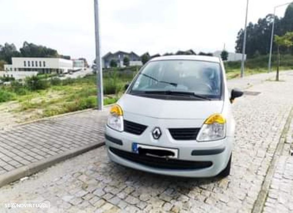Usados Renault Modus - 3 200 EUR, 196 000 km, 2005 - Standvirtual