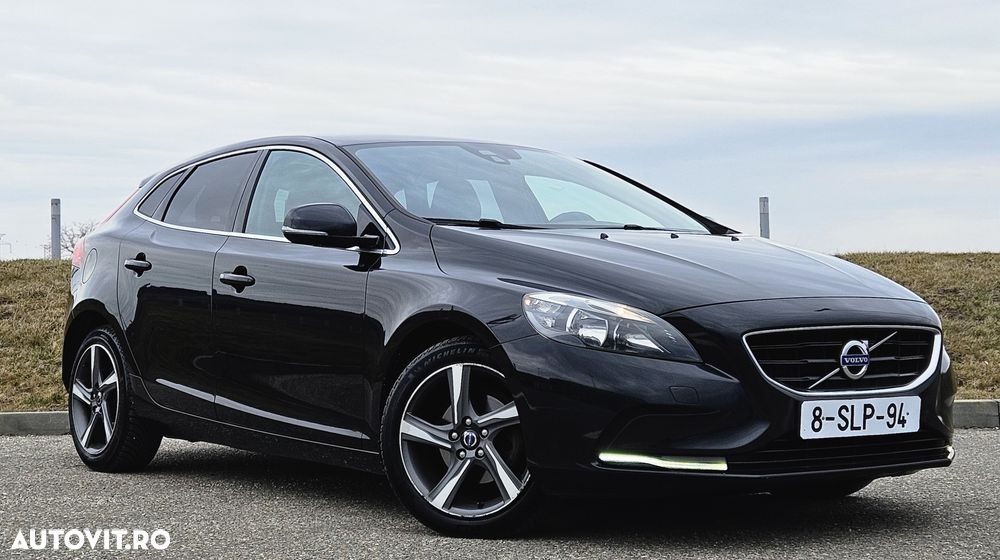 Second hand Volvo V40 - 7 690 EUR, 193 000 km - Autovit
