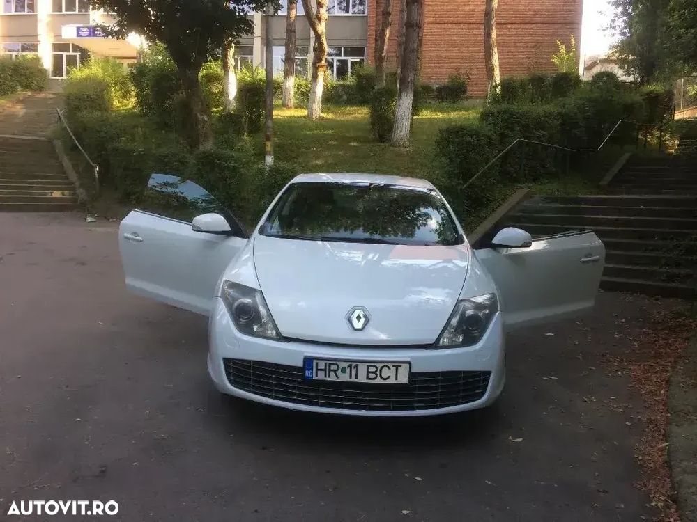 Second hand Renault Laguna - 5 000 EUR, 255 870 km - Autovit