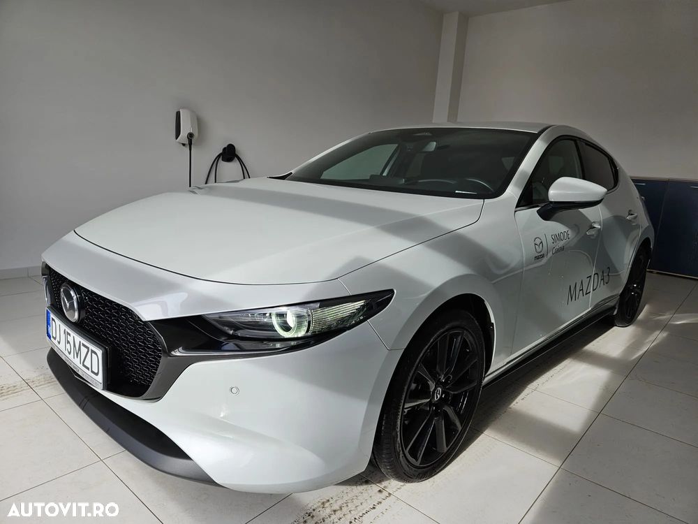 Second hand Mazda 3 - 27 499 EUR, 1 900 km - Autovit