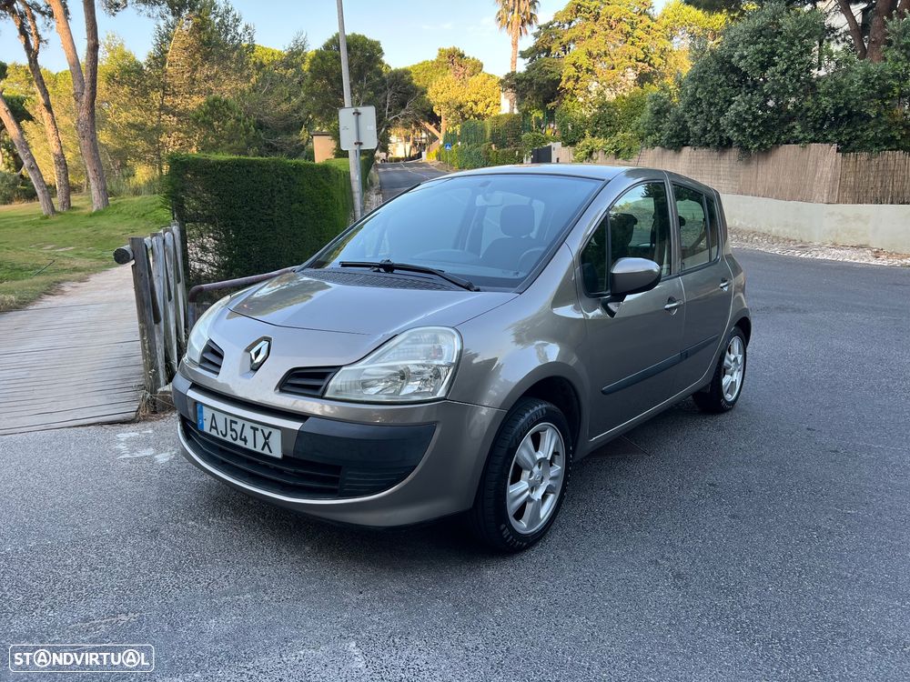 Usados Renault Modus - 5 250 EUR, 96 662 km, 2010 - Standvirtual