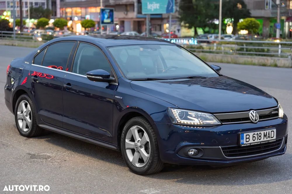 Second hand Volkswagen Jetta - 10 500 EUR, 200 000 km, 2013 - autovit.ro