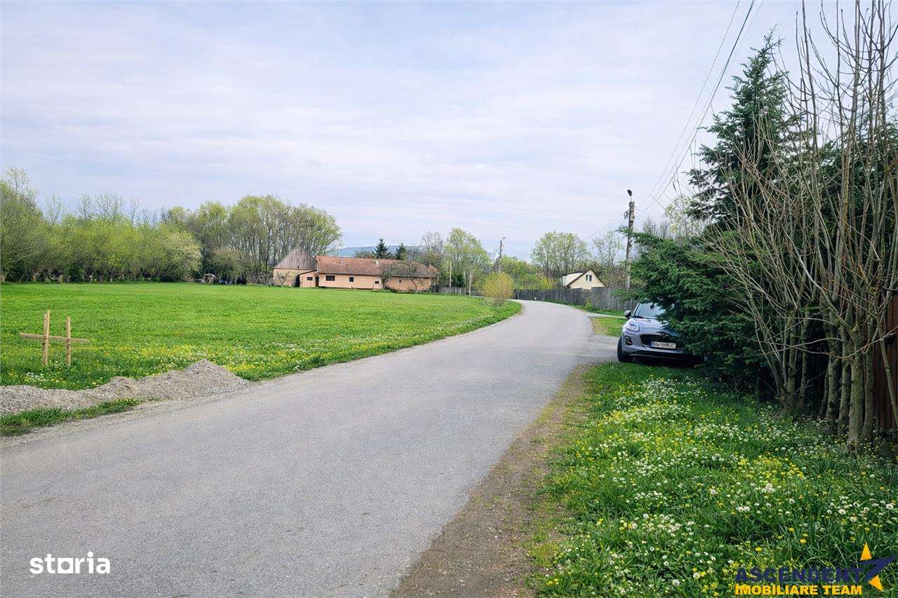 1 683 m², teren de vanzare - Brasov (judet), Lunca Calnicului ...