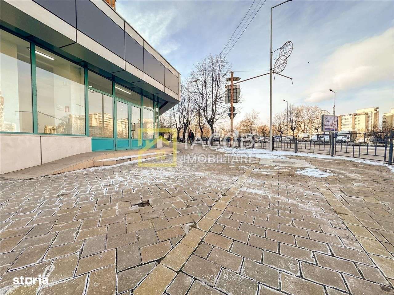 126 m², spatiu comercial de vanzare - Bacau (judet), Strada Ana ...