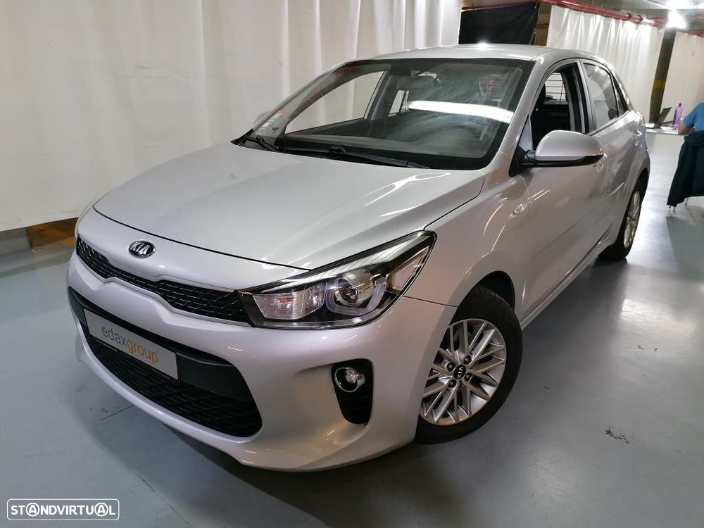 Usados Kia RIO VAN C/IVA - 6 990 EUR, 271 325 km, 2017 | Standvirtual