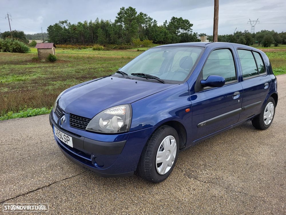 Usados Renault Clio - 2 890 EUR, 196 000 km, 2002 - Standvirtual