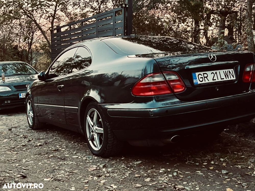 Second hand Mercedes-Benz CLK - 3 000 EUR, 450 000 km - Autovit