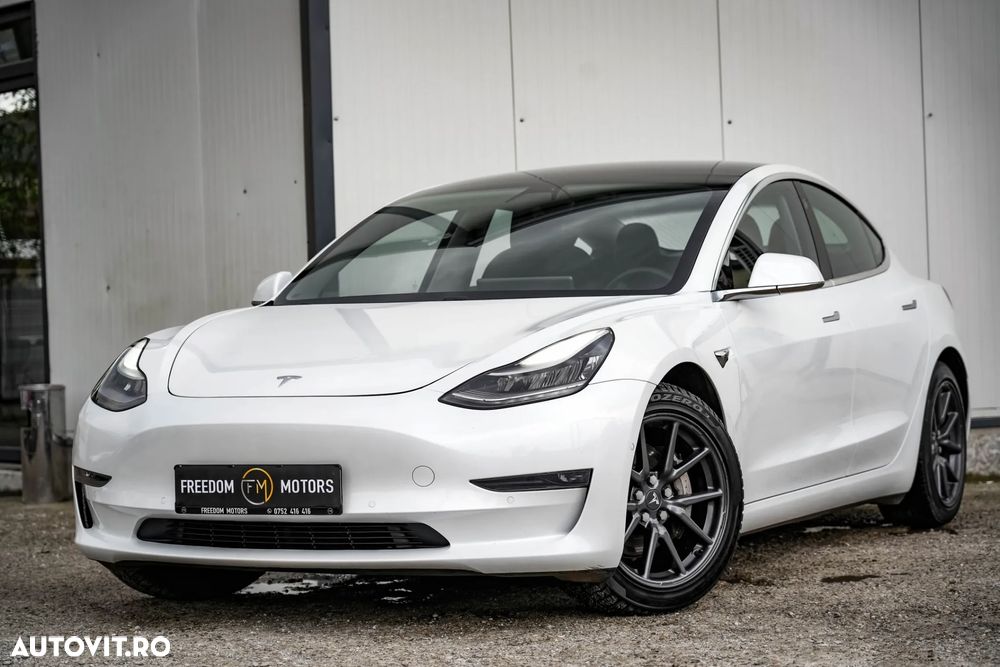 Second hand Tesla Model 3 - 24 699 EUR, 168 000 km - Autovit