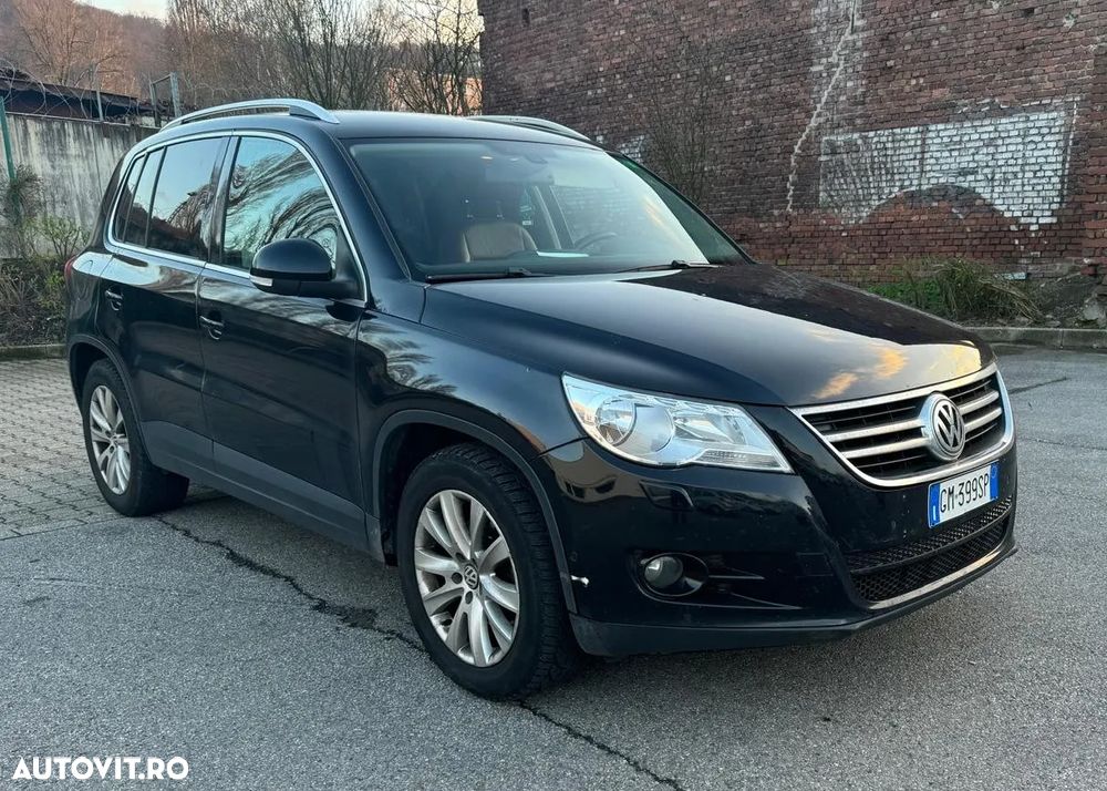 Second hand Volkswagen Tiguan - 6 300 EUR, 297 100 km - Autovit
