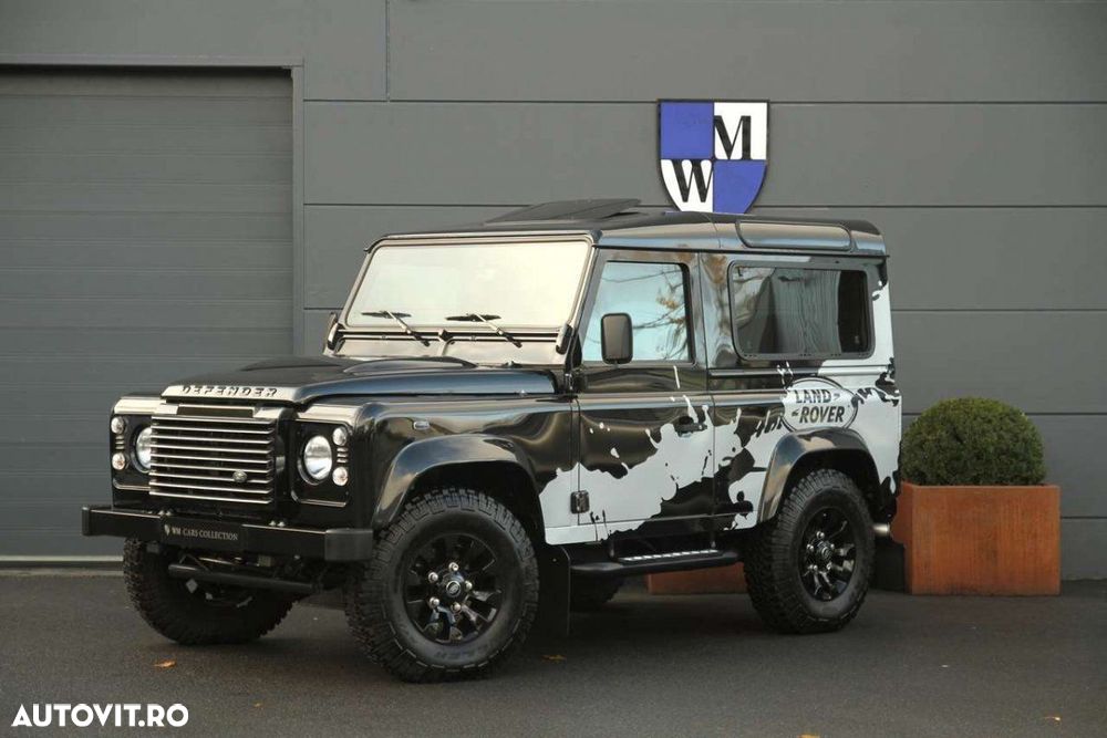 Second hand Land Rover Defender - 83 999 EUR, 745 km - Autovit