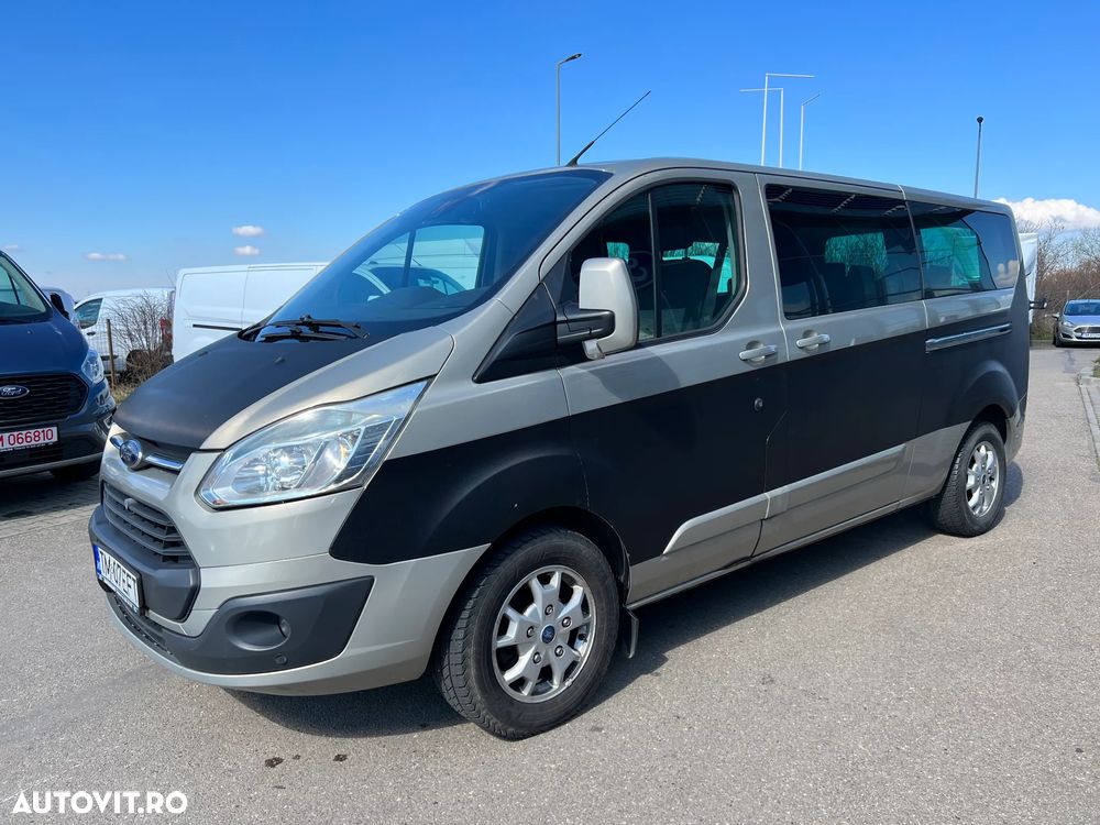 Second hand Ford Tourneo Custom - 17 500 EUR, 228 000 km, 2012 - autovit.ro