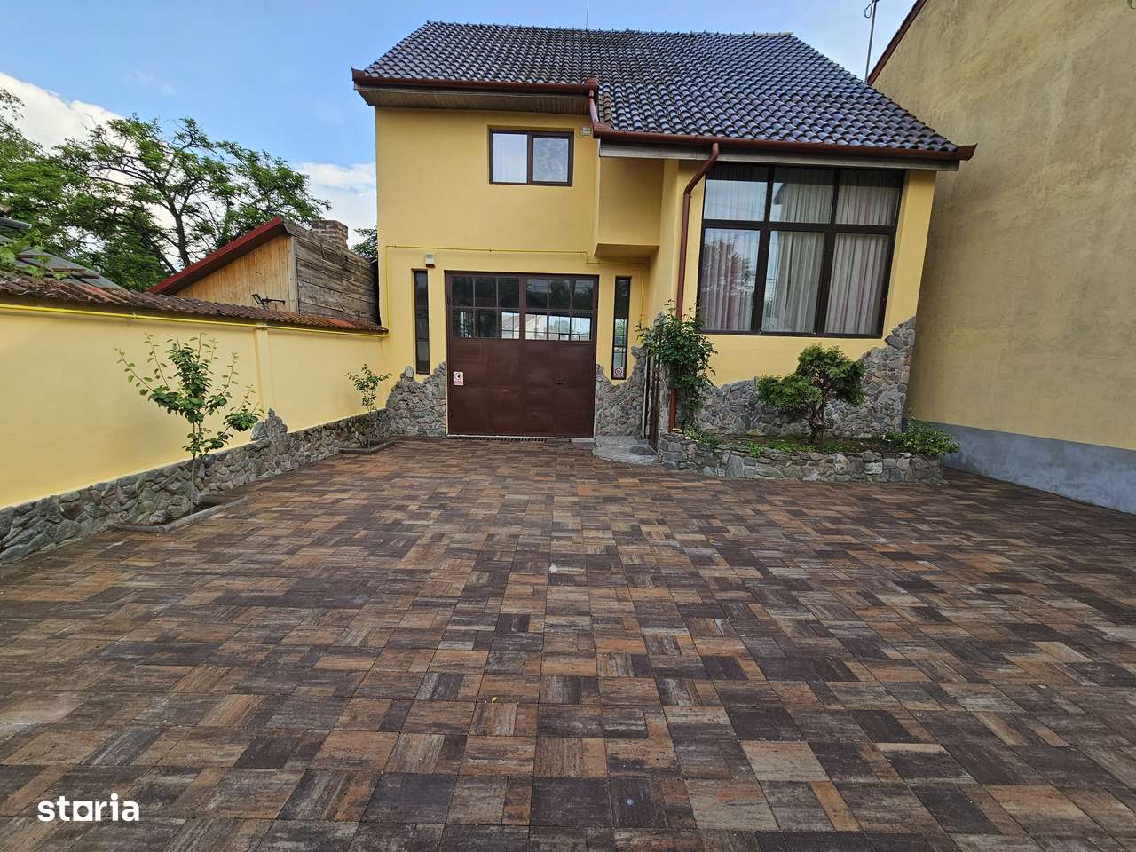 4 camere, casa de vanzare - Bihor (judet), Oradea - 9481336 • www.storia.ro