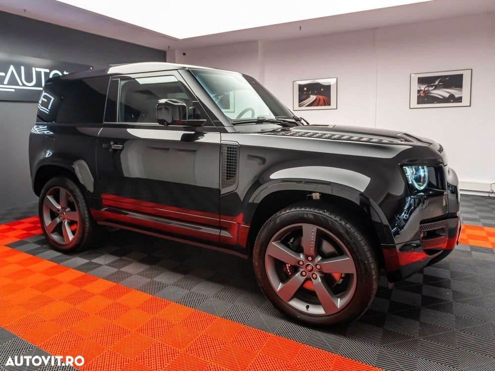 Second hand Land Rover Defender - 118 499 EUR, 16 119 km, 2022 - autovit.ro