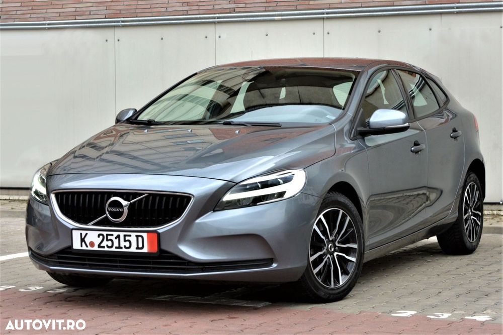 Second hand Volvo V40 - 12 900 EUR, 117 000 km - Autovit