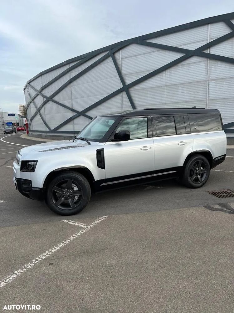 Second hand Land Rover Defender - 85 446 EUR, 950 km - Autovit