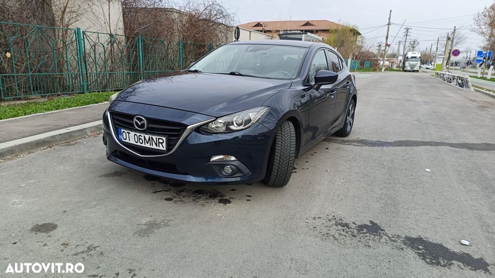 Second hand Mazda 3 - 9 500 EUR, 195 500 km - Autovit