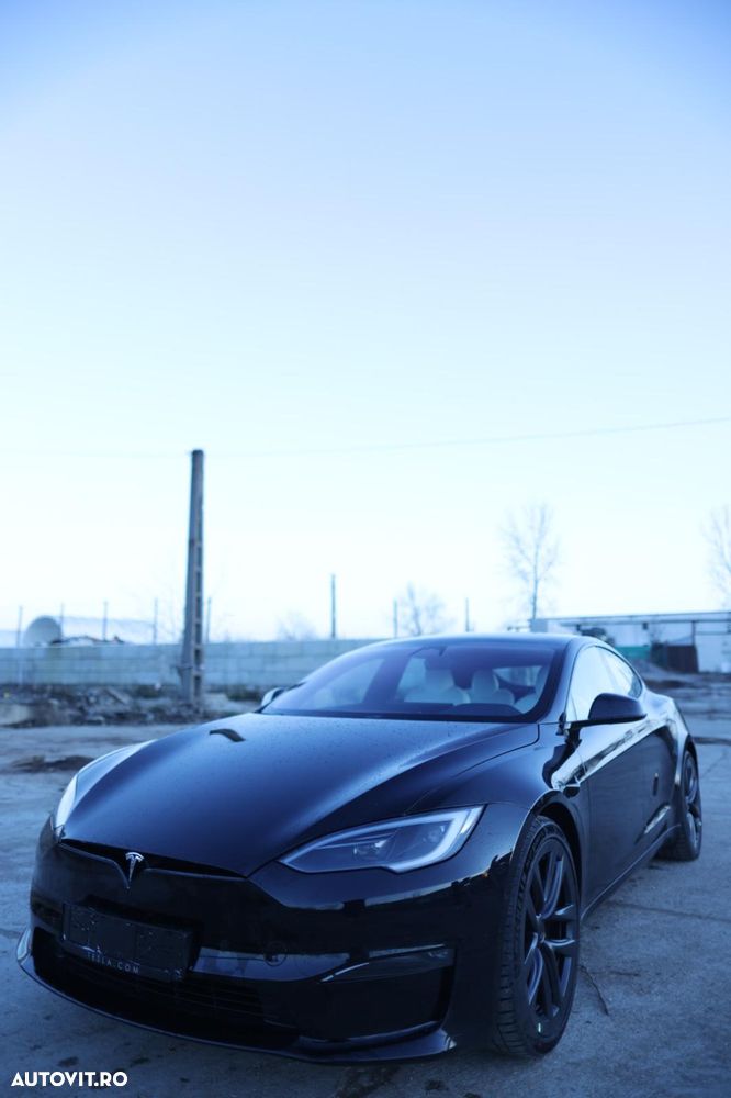 Second hand Tesla Model S - 118 000 EUR, 7 900 km - Autovit