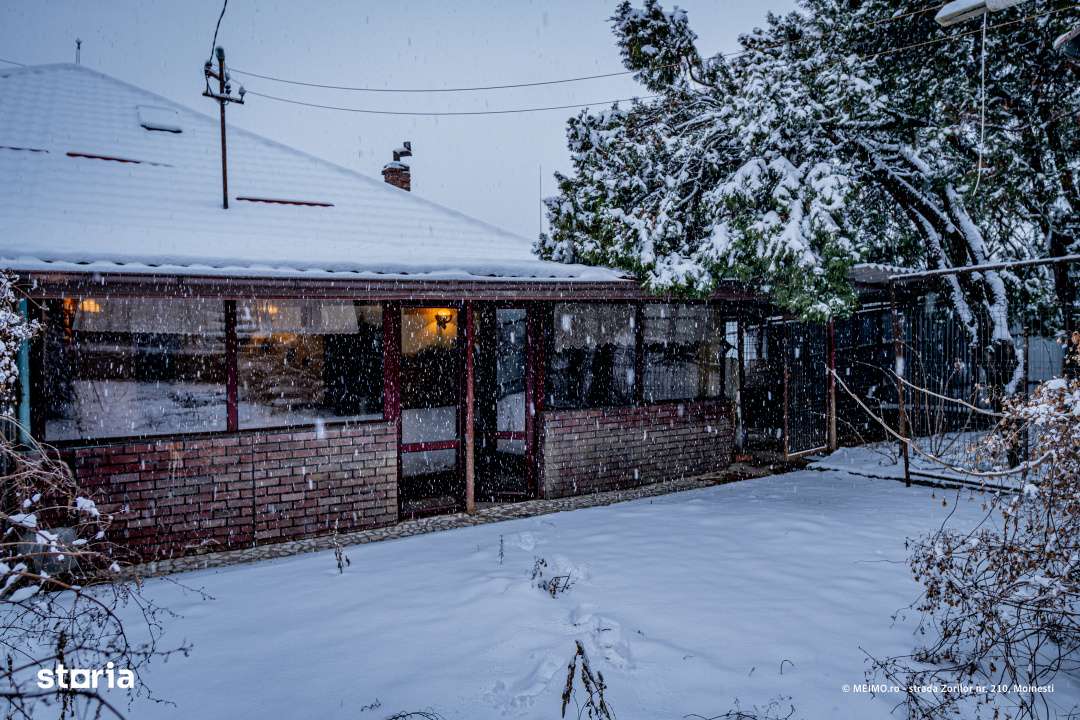 7 camere, casa de vanzare - Bacau (judet), Strada Mihail Sadoveanu ...