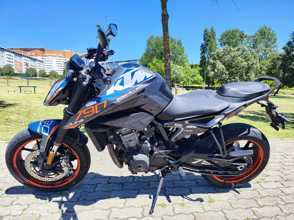 Usados KTM Duke - 7 200 EUR, 25 000 km, 2019 - Standvirtual