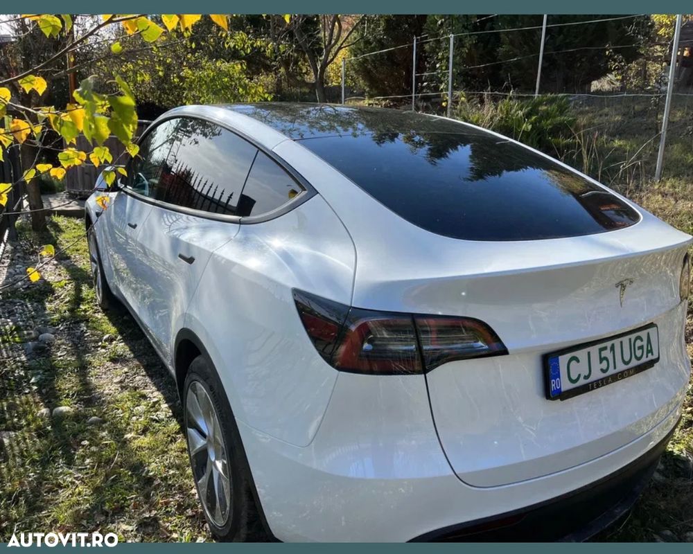 Second hand Tesla Model Y - 39 500 EUR, 10 000 km - Autovit
