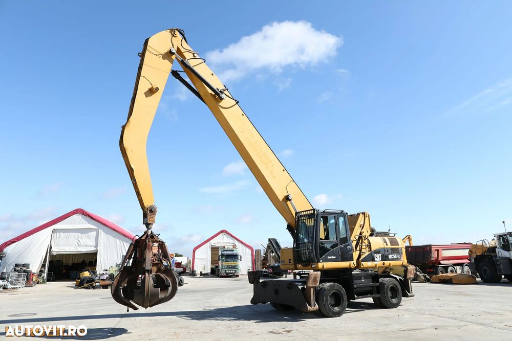 Second hand Caterpillar M 325 D - 89 250 EUR - Autovit