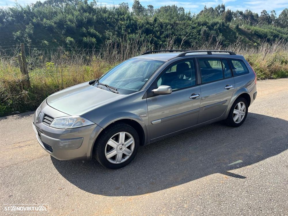 Usados Renault Mégane Break - 2 450 EUR, 295 000 km, 2004 | Standvirtual