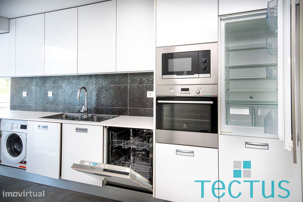 T4, apartamento para arrendar - Rua de Dona Estefânia, Arroios ...