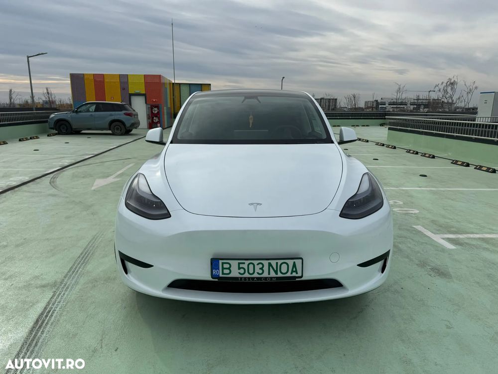 Second hand Tesla Model Y - 37 500 EUR, 29 000 km - Autovit