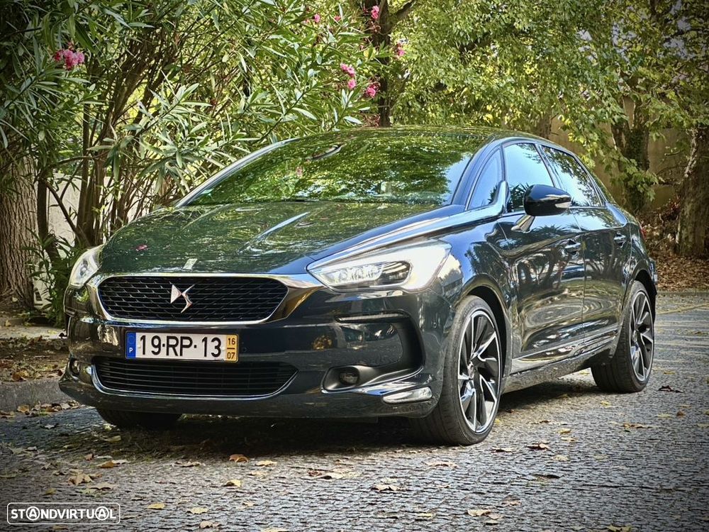 Usados DS DS5 - 20 900 EUR, 73 375 km, 2016 - Standvirtual