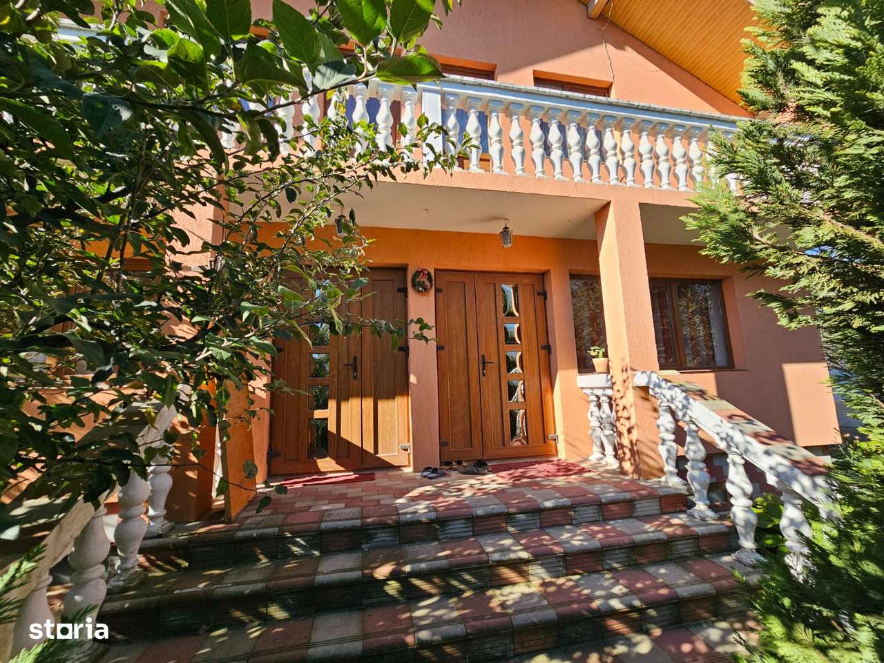 5 camere, casa de vanzare - Neamt (judet), Roman - 9587972 • www.storia.ro