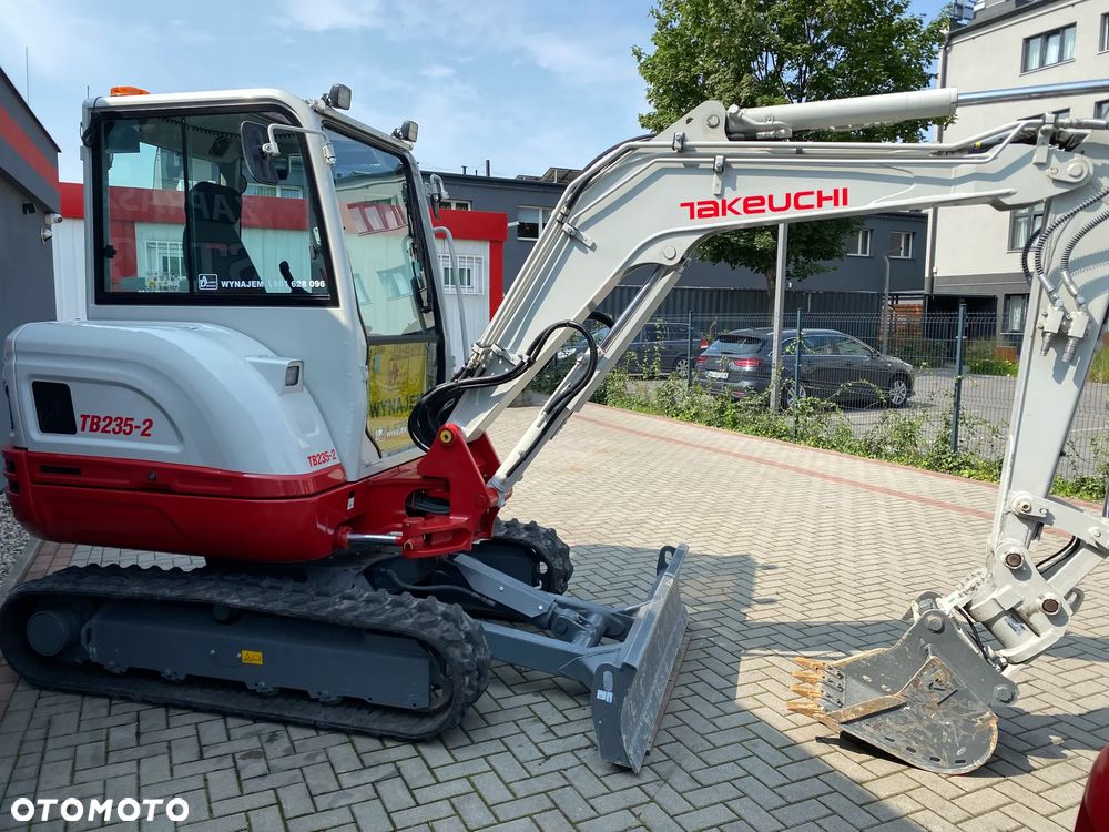 Używane Takeuchi TB 235-2 V3 - 319 800 PLN - Otomoto
