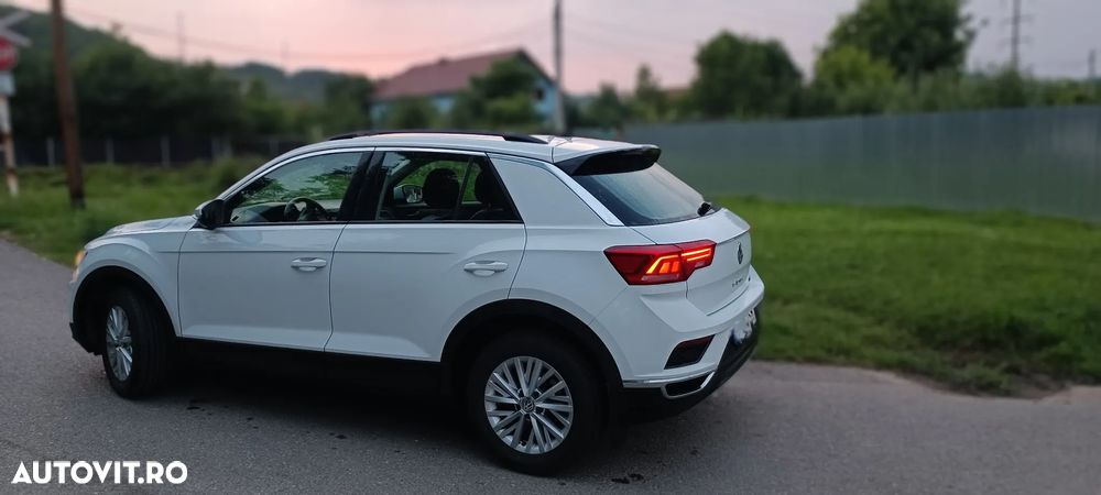 Second hand Volkswagen T-ROC - 15 900 EUR, 250 000 km, 2020 - autovit.ro
